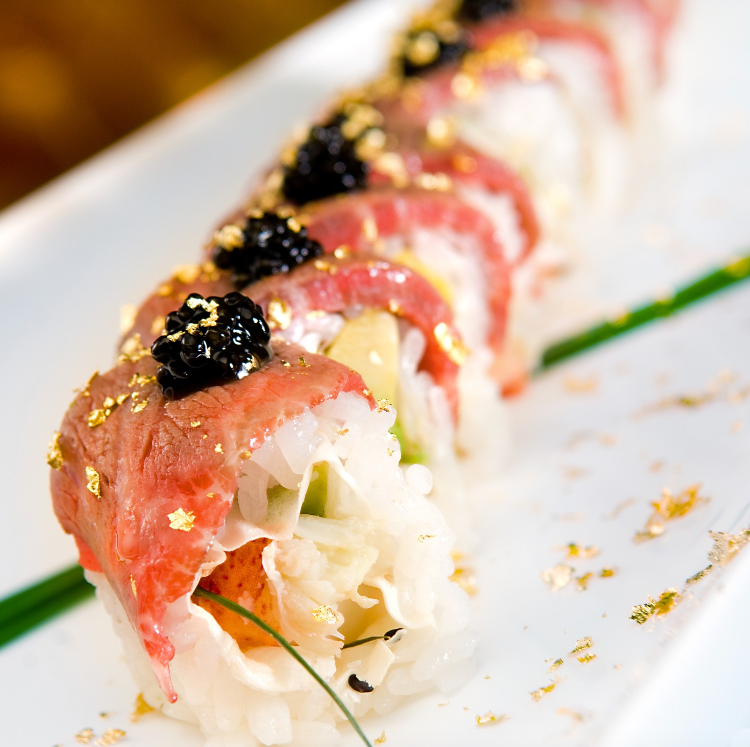 Sushi,Fresh Ahi Tuna Roll with Edible Gold – Edible Gold Leaf